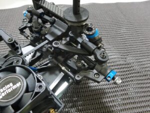 TA08をTRF420足に改造したら、なぜか速くなった（リヤ編）